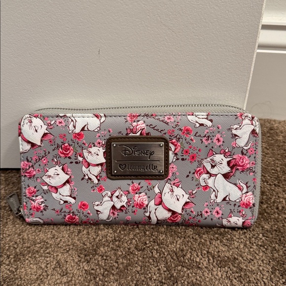 Loungefly | Bags | Disney Loungefly Marie Aristocrats Long Zip Around ...